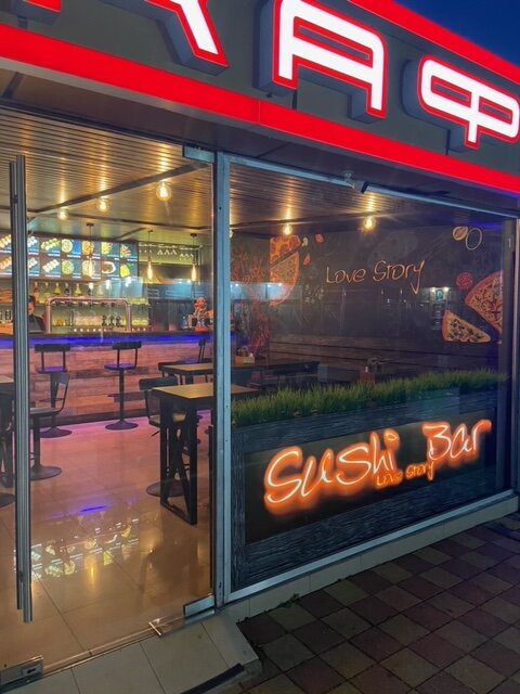 Kafe Sushi Bar Love Story, Soçi, foto