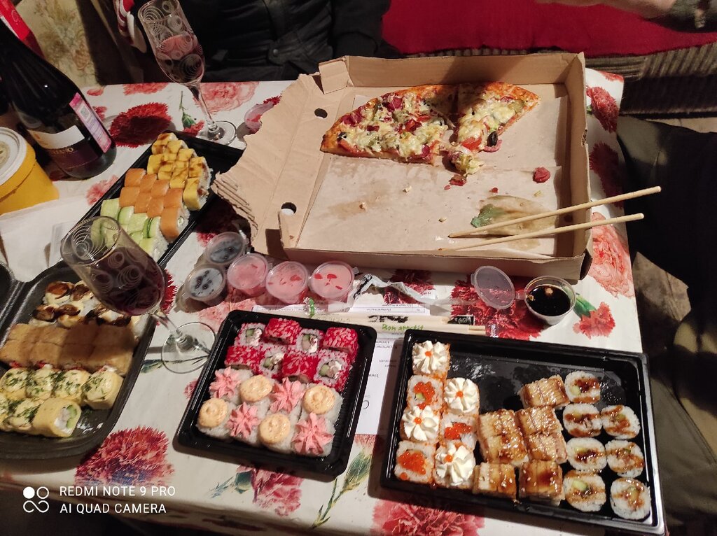 Suşi restoranı San Sushi Sendo, Borzia, foto