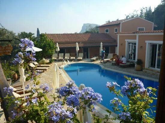 Otel Angela, Dünya, foto