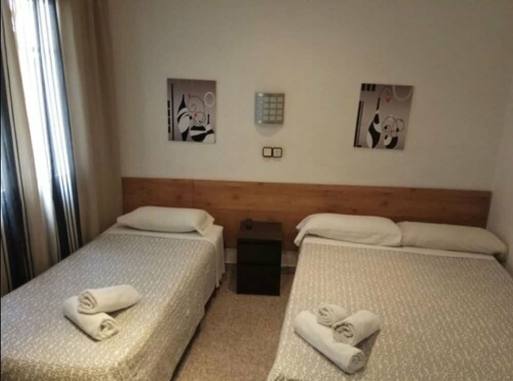 Otel Hostal Ruta de Francia, Barselona, foto