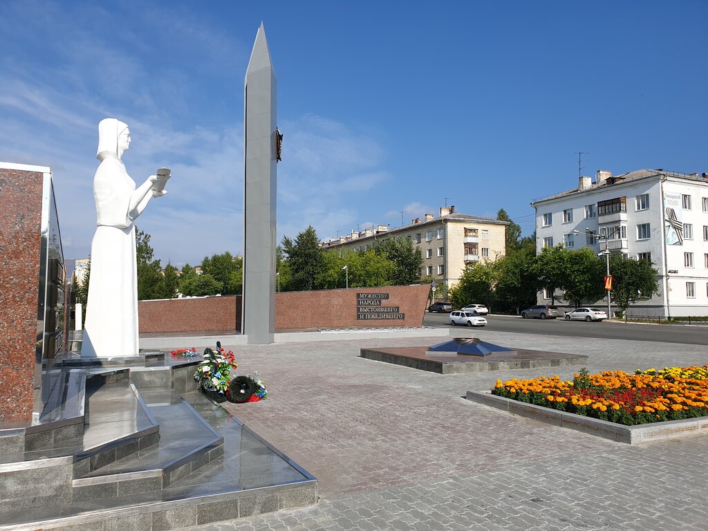 Anıt, heykel Вечный огонь, Lesnoy, foto