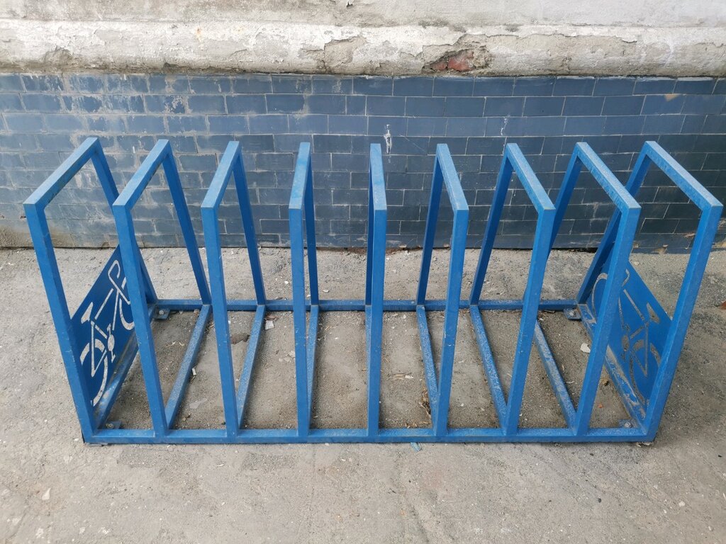 Bisiklet park yerleri Велопарковка, Yekaterinburg, foto