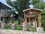 Kenut rest zone (Gandzakar Street No:46/1), restoran  İcevan'dan