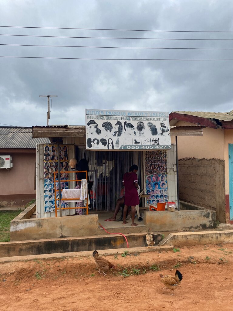 Güzellik salonu God’s Favor Beauty Salon, Dünya, foto