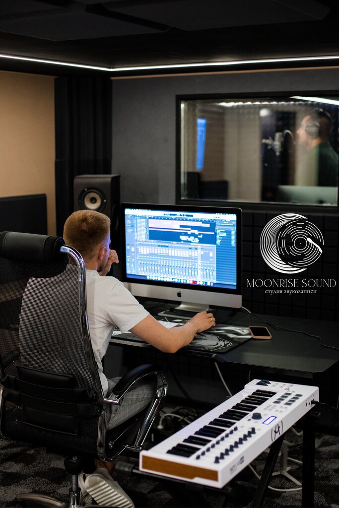Ses kayıt stüdyoları Moonrise Sound, Saint‑Petersburg, foto