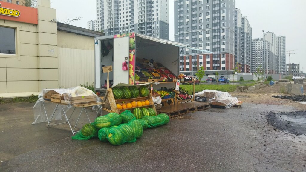 Manavlar Магазин овощей и фруктов, Saint‑Petersburg, foto