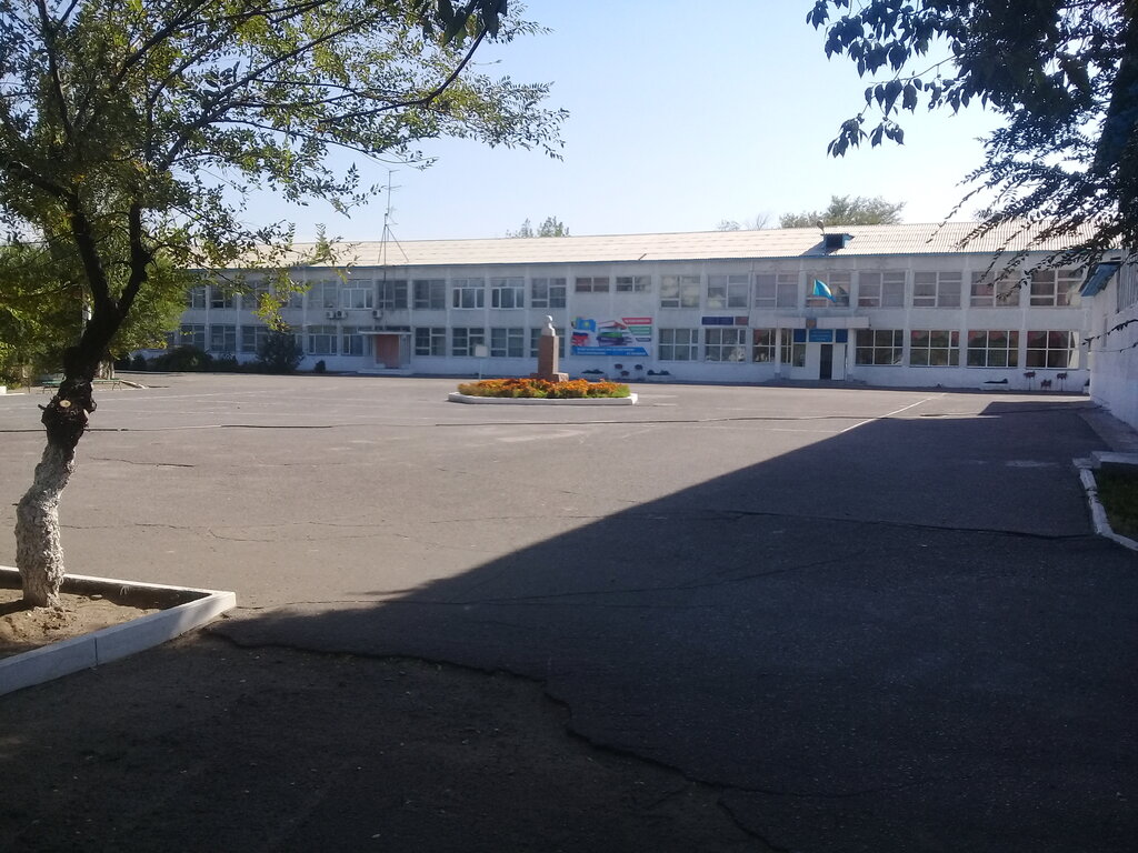 Fen lisesi, sosyal bilimler lisesi Gymnasium No. 2 named after Sh. Ualikhanov, Kapşağay (Kapçagay), foto