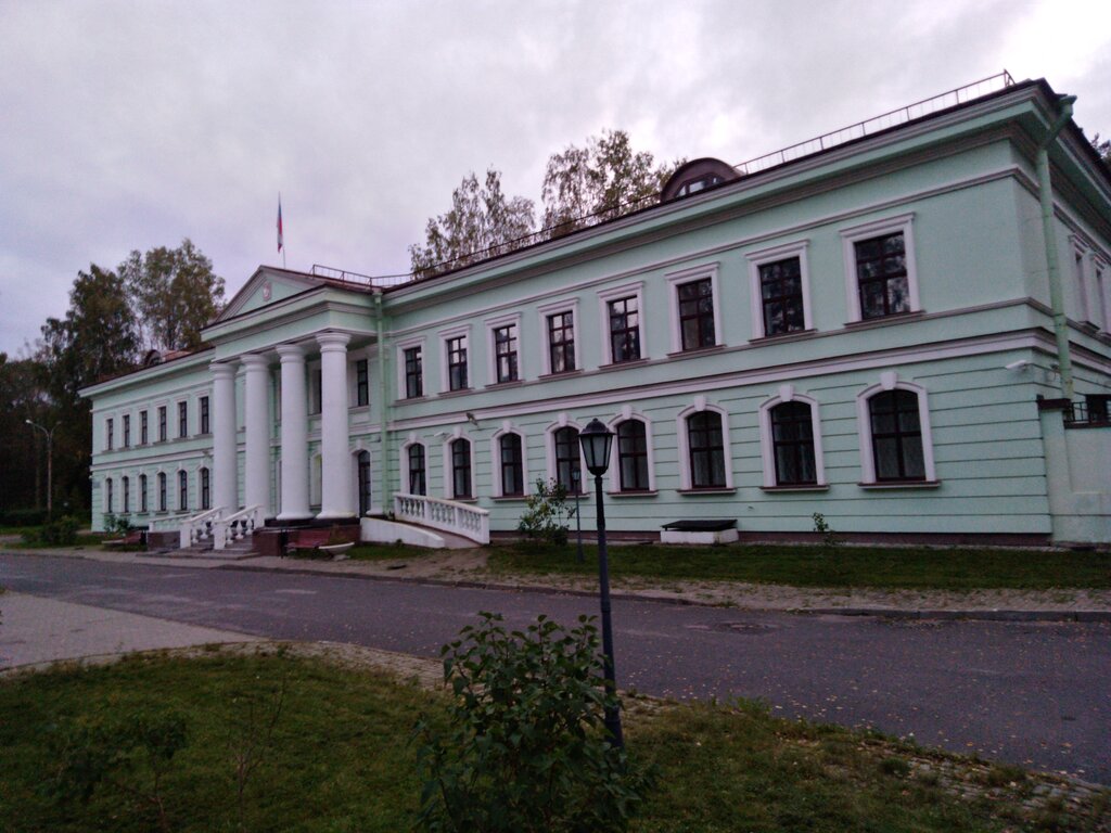 Adliyeler Zelenogorsky rayonny sud goroda Sankt-Peterburga, Zelenogorsk, foto
