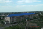 МБОУ Средняя общеобразовательная школа № 10 (ulitsa Rozy Lyuksemburg No:121), ortaokul  Slavgorod'dan