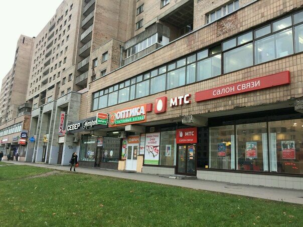 Dikiş ve örgü makinaları Shveynyye mashiny, Saint‑Petersburg, foto