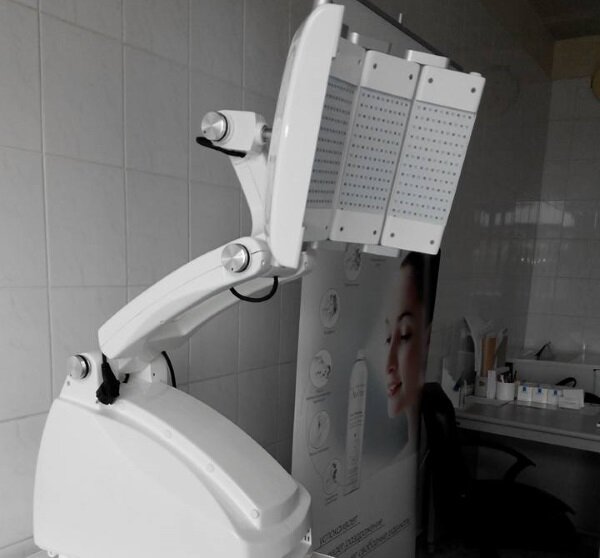 Tıp merkezleri ve klinikler Eklan, Moskova, foto