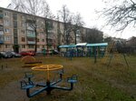 Playground (ulitsa Pukhova No:43к1), oyun alanı  Kaluga'dan