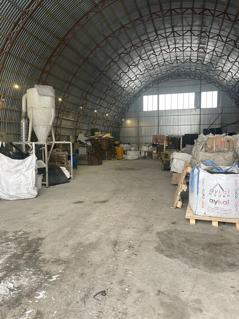 Geri dönüşüm maddeleri Priem plastika, Saint‑Petersburg ve Leningradskaya oblastı, foto