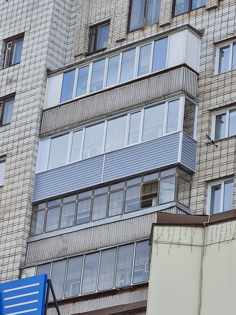Cam balkon hizmetleri Kompas balkon, Barnaul, foto