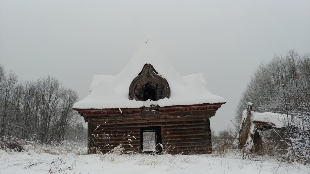 Ortodoks kiliseleri Chasovnya v Zinakovo, Kostromskaya oblastı, foto