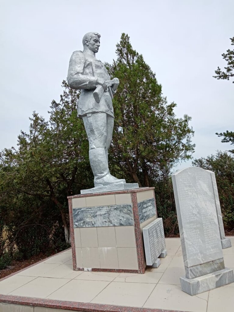 Anıt, heykel Ветеранам Великой Отечественной войны, Stavropolski krayı, foto
