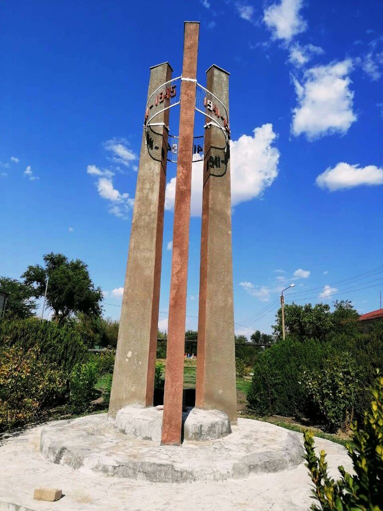 Anıt, heykel Мемориал воинской славы, Stavropolski krayı, foto