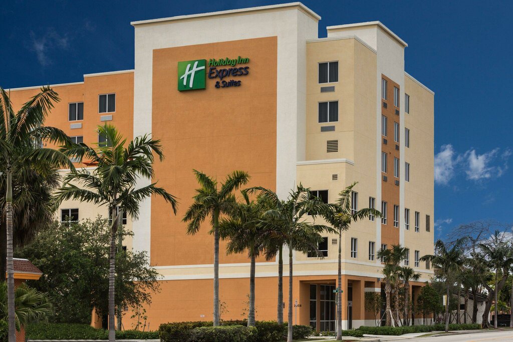 Otel Holiday Inn Express & Suites Fort Lauderdale Airport South, Dania Beach, foto