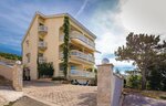 Nice Home in Crikvenica With Wifi and 0 Bedrooms (Primorje-Gorski Kotar County, Crikvenica), kısa süreli konaklama