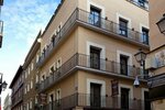 Thc Tirso Molina Hostel (Calle Mesón de Paredes No:9, Municipios Madrid), otel  Madrid'den