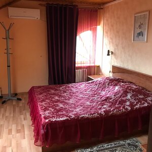 Naberezhnaya (25 Yanvarya Street No:23), otel  Voronej'den