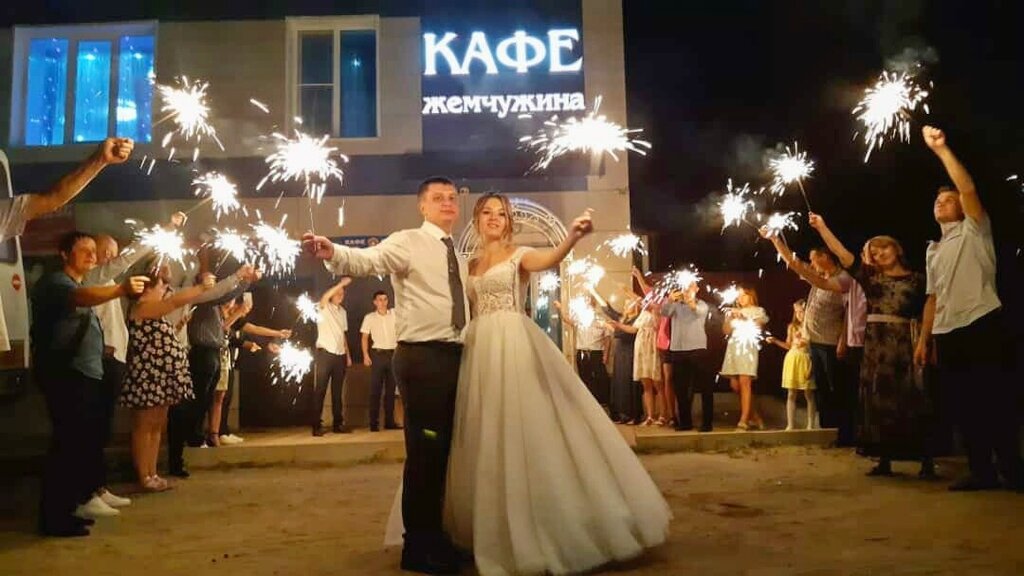 Kafe Кафе Жемчужина, Barish, foto