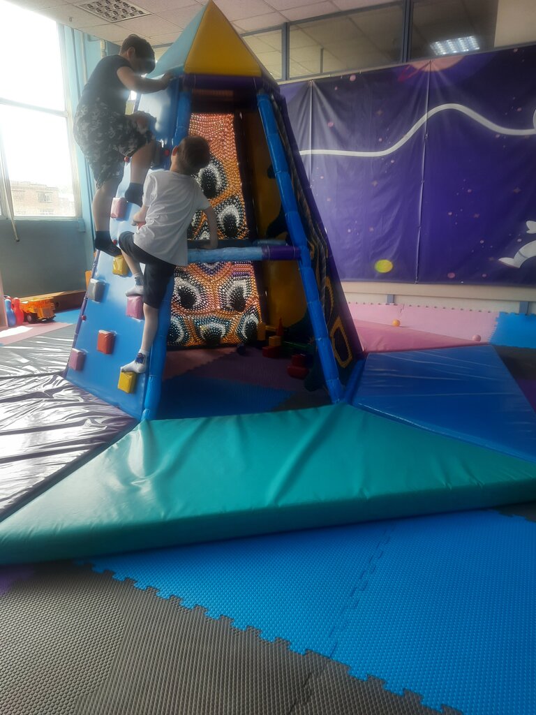 Oyun odası Happy land, Kiseliovsk, foto