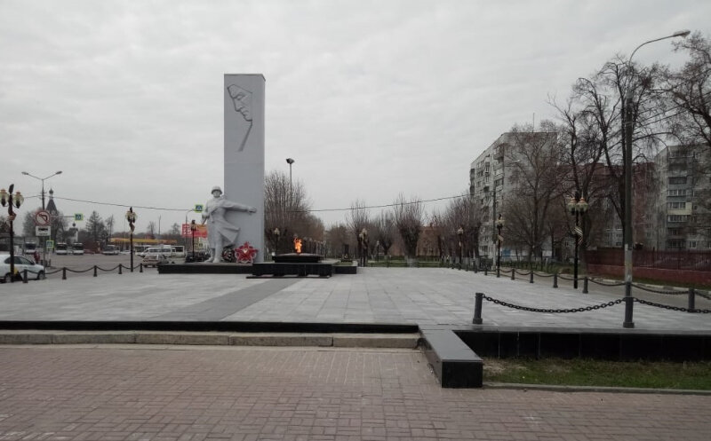 Anıt, heykel Памяти павших, Orehovo‑Zuyevo, foto