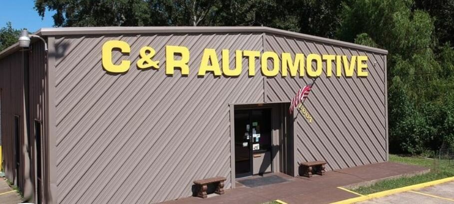 Otomobil servisi C & R Automotive, Baton Rouge, foto