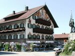Hotel zur Post (Bavaria, Bad Tölz-Wolfratshausen, Schmied-von-Kochel-Platz, 6), otel  Bavyera'dan