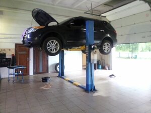 Autoservice (1-y Zavodskoy pereulok No:7/1), otomobil servisi  Zhlobin'den