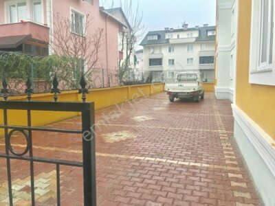 Konut blokları Çınal Manolya Apartmanı, Gölcük, foto