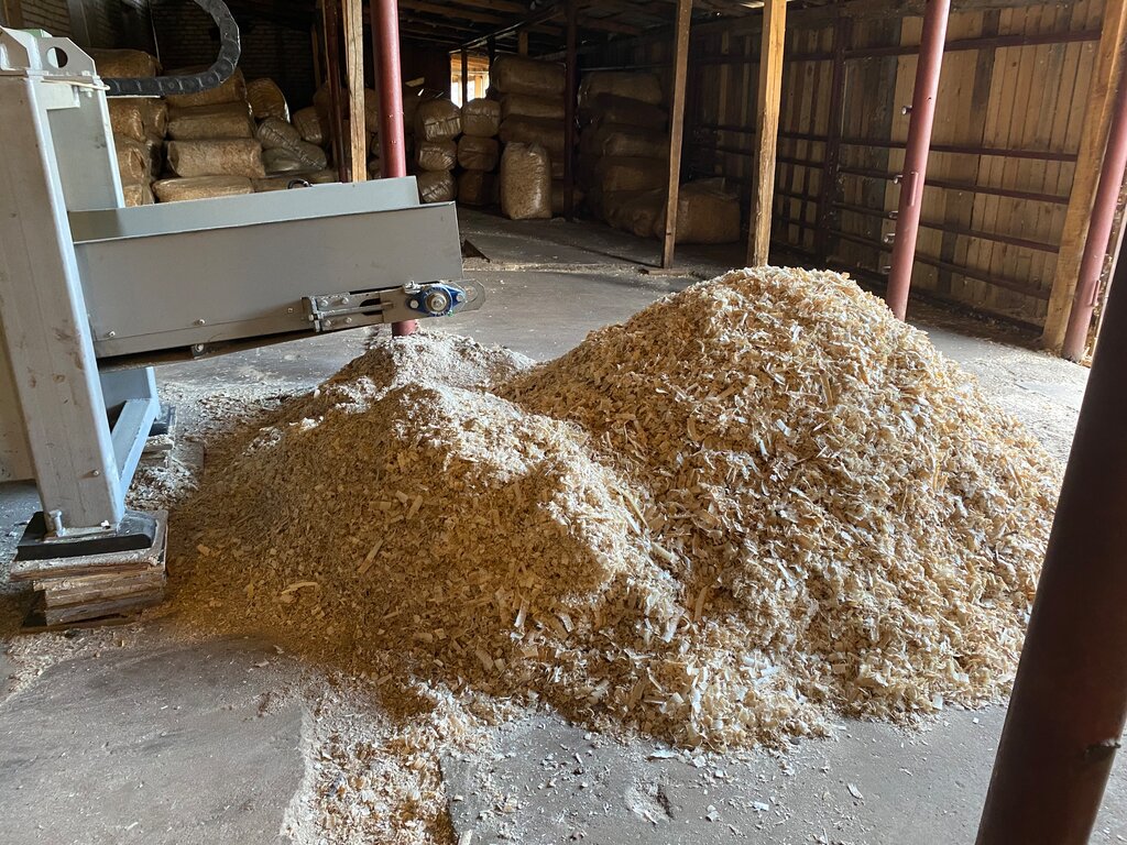 Ahşap endüstrisi Shavings Sawdust in Oph, Moskova ve Moskovskaya oblastı, foto
