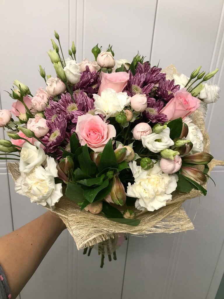 Çiçek teslimatı Ameli, Koroliov, foto