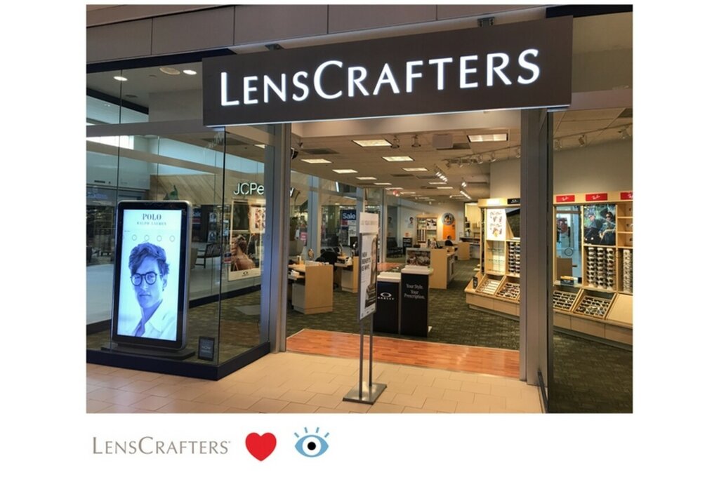 Giyim mağazası LensCrafters, New York Eyaleti, foto