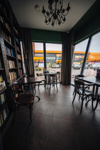 Kafe Grilyazh (Vokzalnaya Street No:11, Velikiye Luki), kafe  Velikie Luky'den