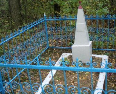 Anıt, heykel Братская могила, Mogiliovskaya oblastı, foto