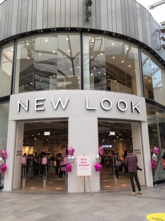 Giyim mağazası New Look, Livingston, foto