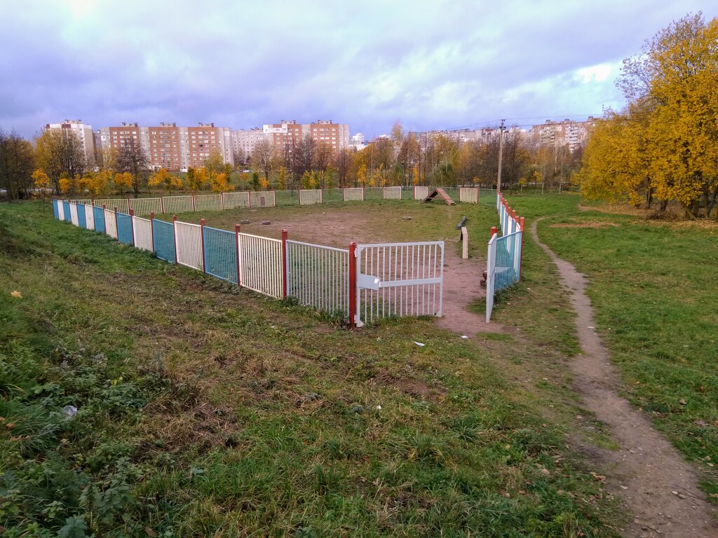 Köpek gezdirme alanları Площадка для выгула домашних животных, Minsk, foto