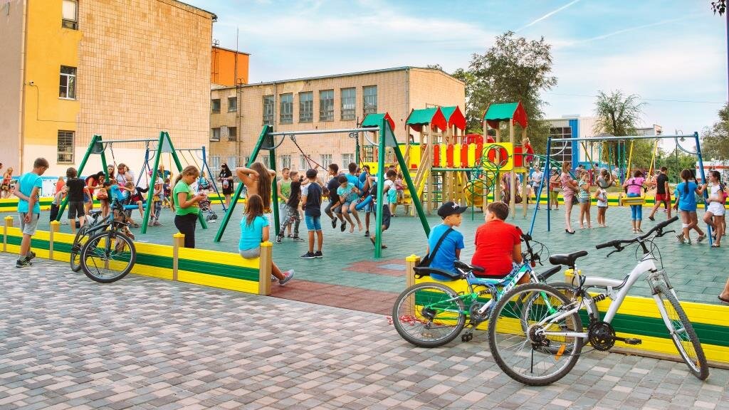 Oyun alanı Playground, Frolovo, foto
