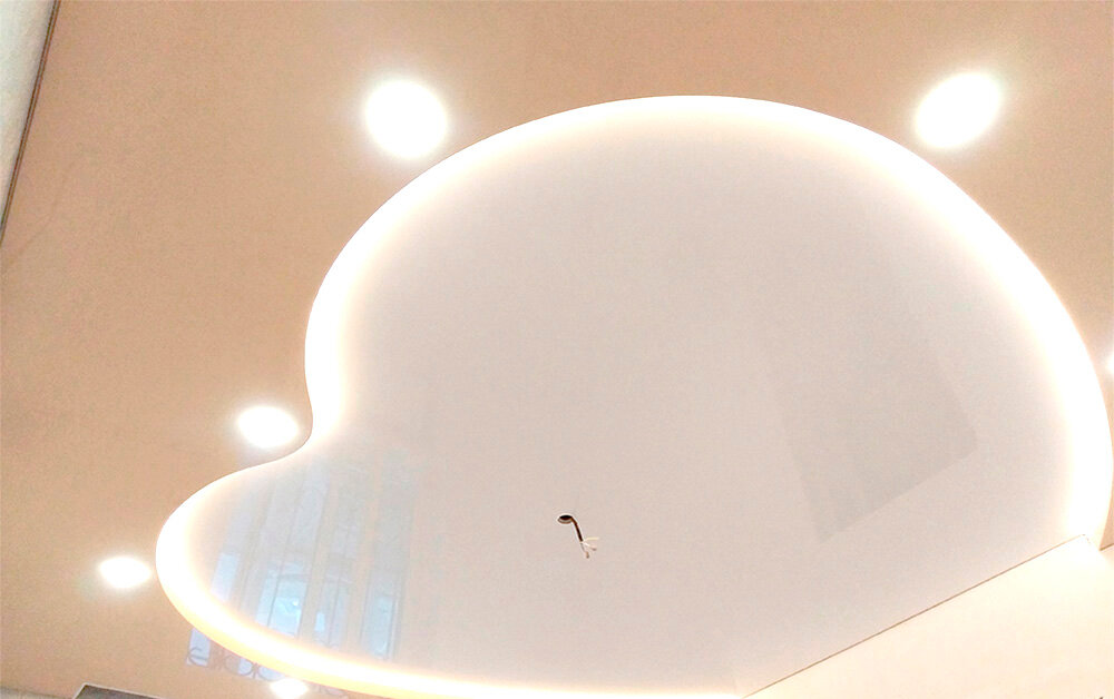 Tavan sistemleri Stretch ceiling Union, Rostovskaya oblastı, foto