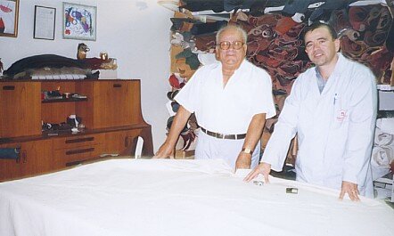 Kürk ve deri giyim mağazaları Leading Leathers Ltd, Lefkoşa, foto