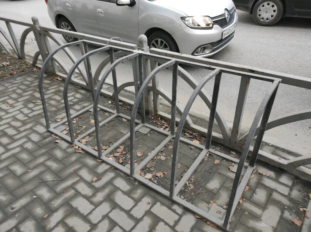 Bisiklet park yerleri Велопарковка, Yekaterinburg, foto