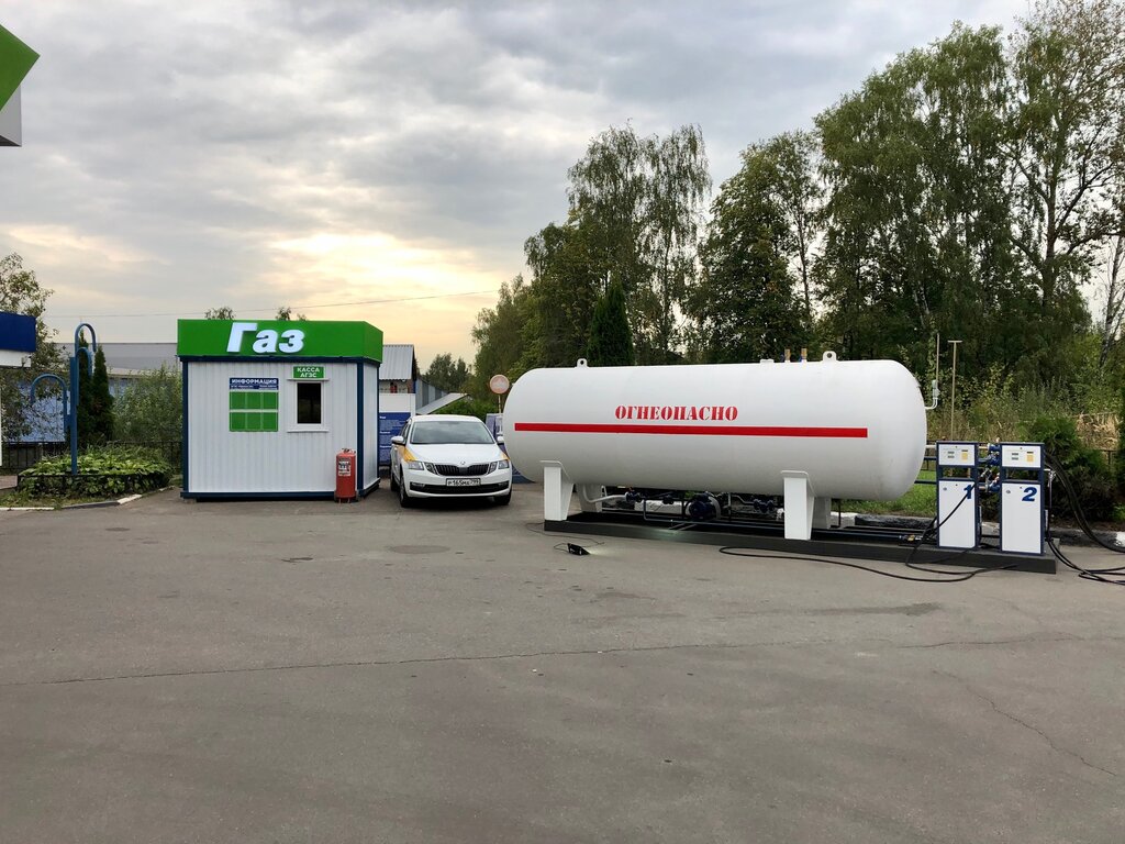 Otogaz dolum istasyonu Propan 24, Lobnia, foto