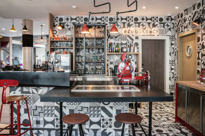 Otel Ibis Styles Barcelona City Bogatell, Barselona, foto