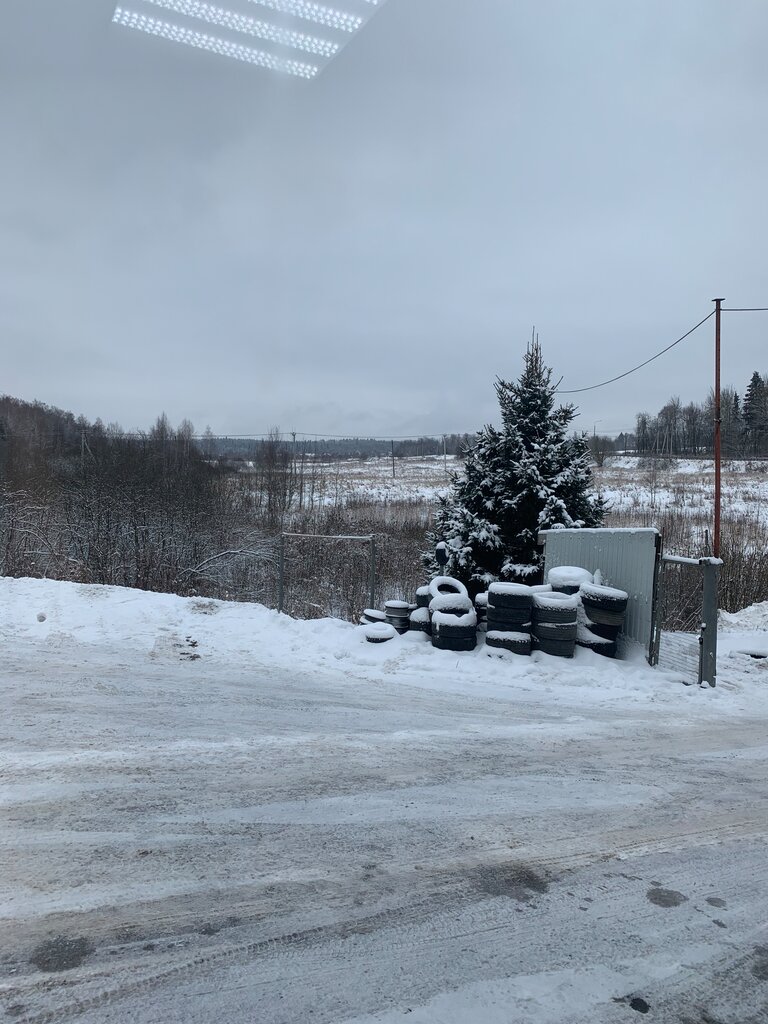 Oto yıkama Автомойка и шиномонтаж, Moskova ve Moskovskaya oblastı, foto