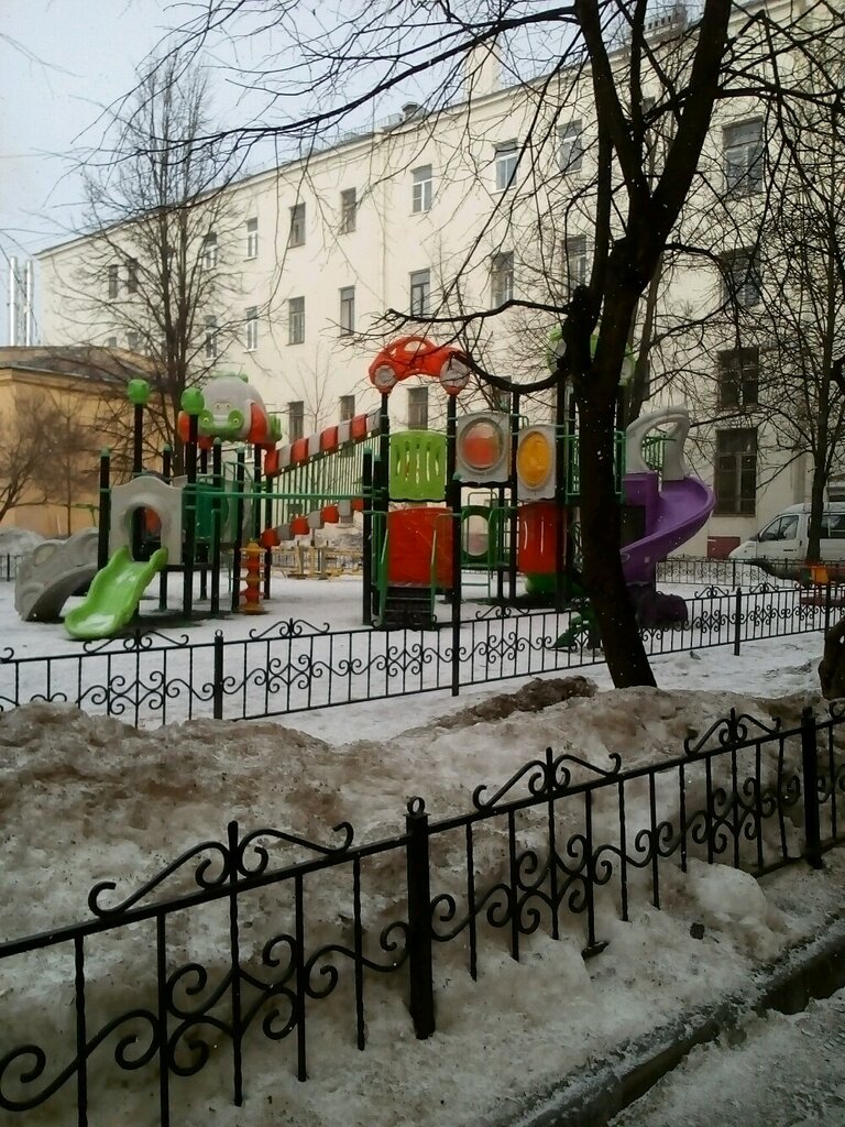 Oyun alanı Playground, Saint‑Petersburg, foto
