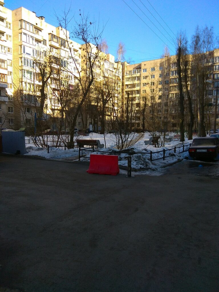 Oyun alanı Playground, Saint‑Petersburg, foto