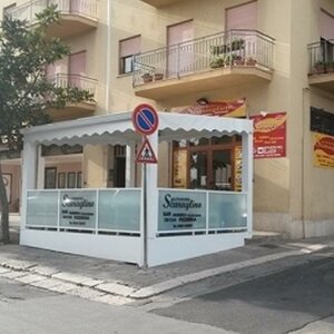Gastronomia Scaraglino (Via Segesta No:177, Castellammare del Golfo), bar