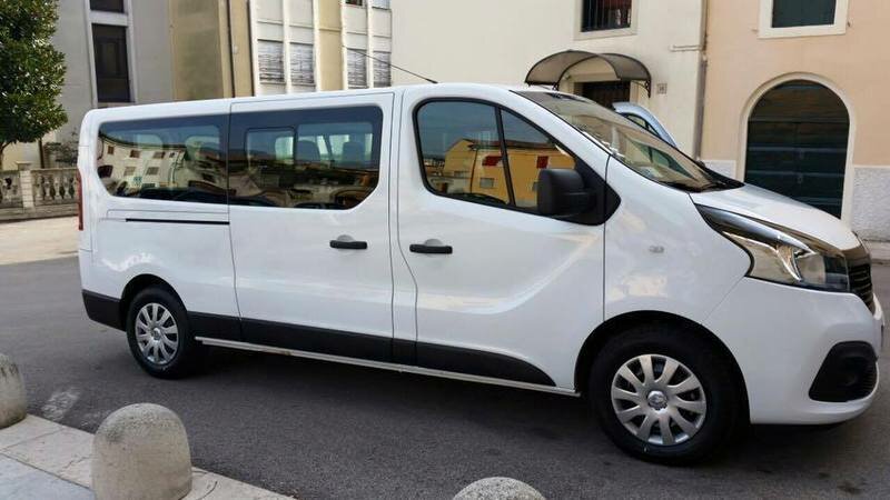 Oto kiralama Autonoleggi dalla Spada, Dünya, foto